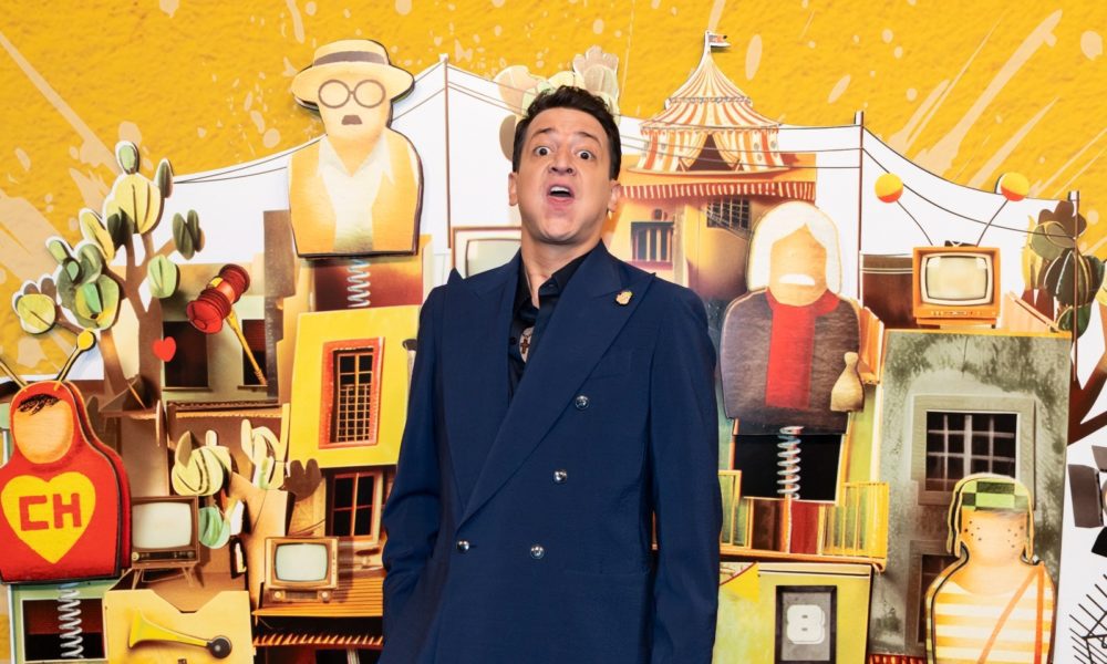 Alondra dirigió un emotivo "Ave María" en la boda de su hermano Mane de ...